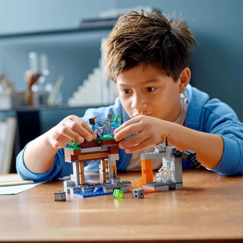 LEGO Minecraft - A Mina Abandonada - LEGO 21166