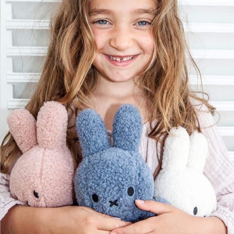 Peluche Coelha Miffy Branco Creme - Miffy Sitting Teddy Cream 23 cm